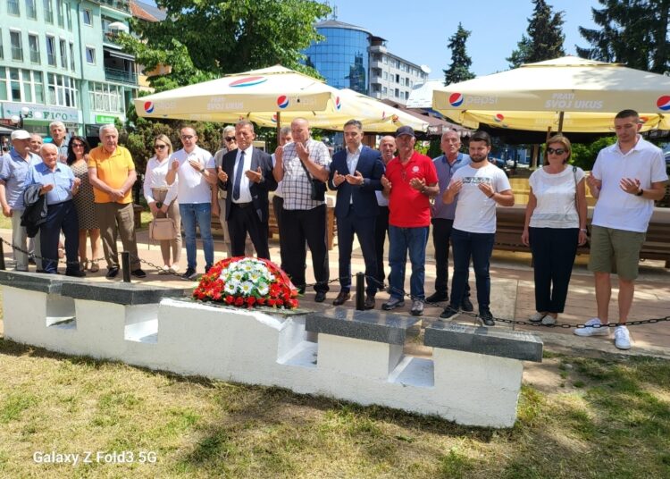 U Rožajama obilježen Dan državnosti Crne Gore - Radio televizija Rožaje